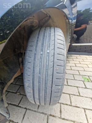 Melns Volkswagen Passat B6 2005 Liepāja, ar dzinēja tilpumu 2.00 L un nobraukumu 360 tūkst. km par 1150 €, foto 13 vietnē AUTOMOTO.COM.LV