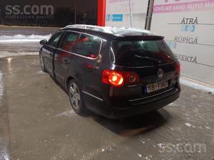 Melns Volkswagen Passat B6 2006 Rīga, ar dzinēja tilpumu 2.00 L un nobraukumu 325 tūkst. km par 500 €, foto 2 vietnē AUTOMOTO.COM.LV