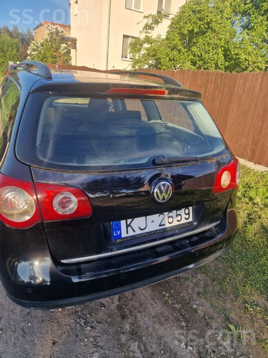Melns Volkswagen Passat B6 2006 Jelgava, ar dzinēja tilpumu 1.90 L un nobraukumu 0 tūkst. km par 1000 €, foto 3 vietnē AUTOMOTO.COM.LV