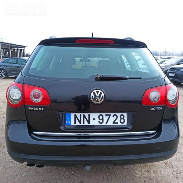 Black Volkswagen Passat B6 2006 in Daugavpils, with an engine capacity of 2.00 L and mileage of 0 thousand km for 2570 €, photo 6 on AUTOMOTO.COM.LV
