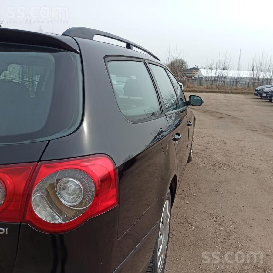 Melns Volkswagen Passat B6 2006 Daugavpils, ar dzinēja tilpumu 2.00 L un nobraukumu 0 tūkst. km par 2200 €, foto 9 vietnē AUTOMOTO.COM.LV