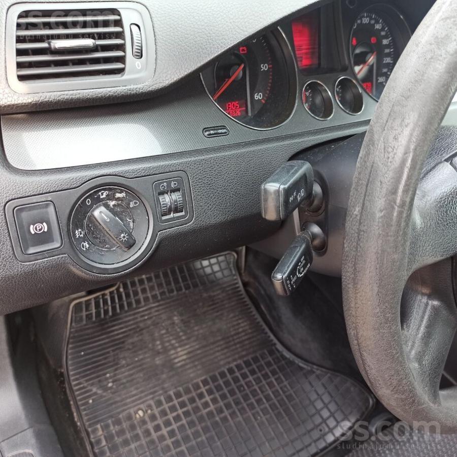 Melns Volkswagen Passat B6 2006 Daugavpils, ar dzinēja tilpumu 2.00 L un nobraukumu 0 tūkst. km par 2200 €, foto 27 vietnē AUTOMOTO.COM.LV
