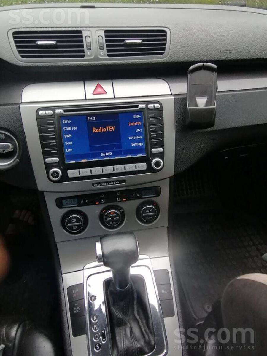 Melns Volkswagen Passat B6 2006 Bauska, ar dzinēja tilpumu 2.00 L un nobraukumu 207 tūkst. km par 1555 €, foto 5 vietnē AUTOMOTO.COM.LV