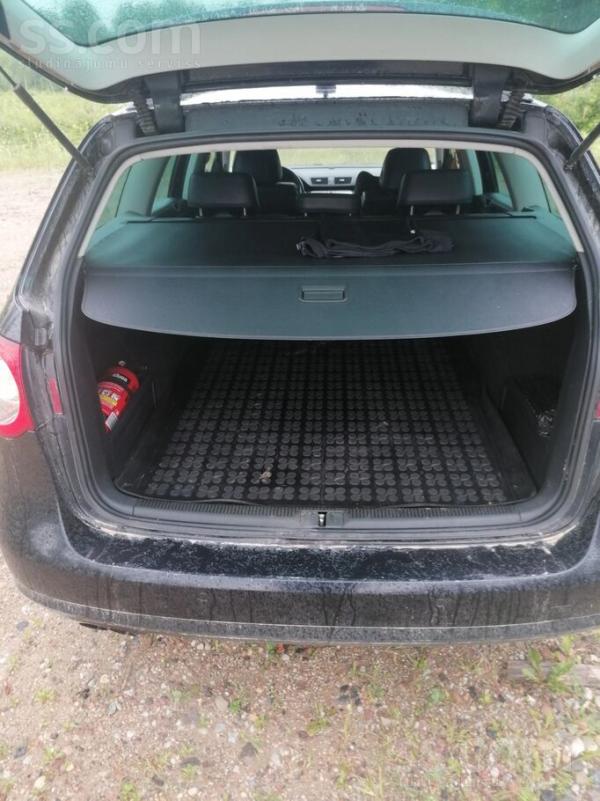 Melns Volkswagen Passat B6 2006 Bauska, ar dzinēja tilpumu 2.00 L un nobraukumu 207 tūkst. km par 1555 €, foto 7 vietnē AUTOMOTO.COM.LV