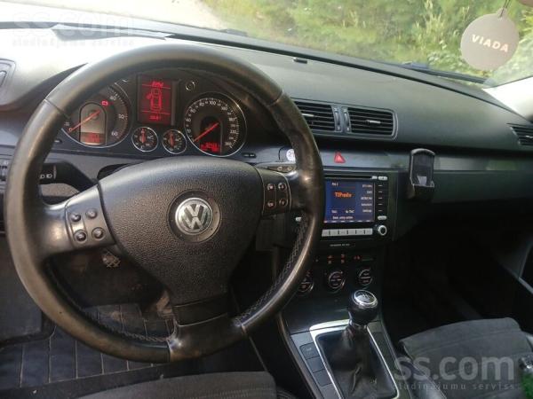 Black Volkswagen Passat B6 2006 in Jekabpils, with an engine capacity of 2.00 L and mileage of 325 thousand km for 1700 €, photo 6 on AUTOMOTO.COM.LV