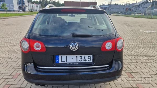 Melns Volkswagen Passat B6 2006 Rīga, ar dzinēja tilpumu 2.00 L un nobraukumu 339 tūkst. km par 1100 €, foto 2 vietnē AUTOMOTO.COM.LV