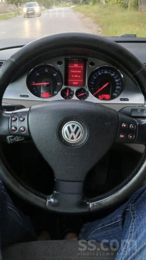 Black Volkswagen Passat B6 2006 in Riga, with an engine capacity of 2.00 L and mileage of 475 thousand km for 1000 €, photo 8 on AUTOMOTO.COM.LV