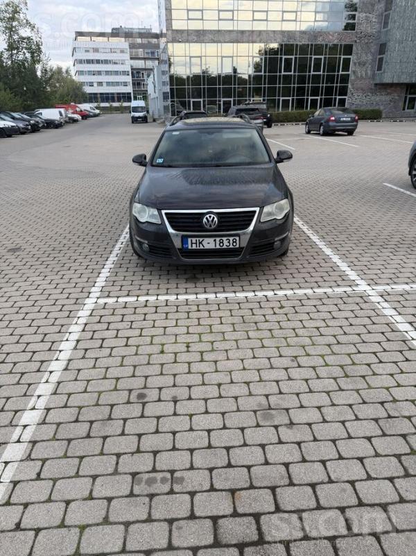 Melns Volkswagen Passat B6 2006 Rīga, ar dzinēja tilpumu 2.00 L un nobraukumu 216 tūkst. km par 500 €, foto 1 vietnē AUTOMOTO.COM.LV