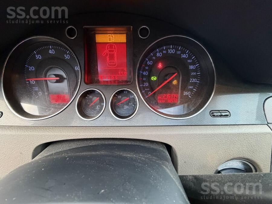 Black Volkswagen Passat B6 2006 in Riga, with an engine capacity of 2.00 L and mileage of 216 thousand km for 500 €, photo 6 on AUTOMOTO.COM.LV
