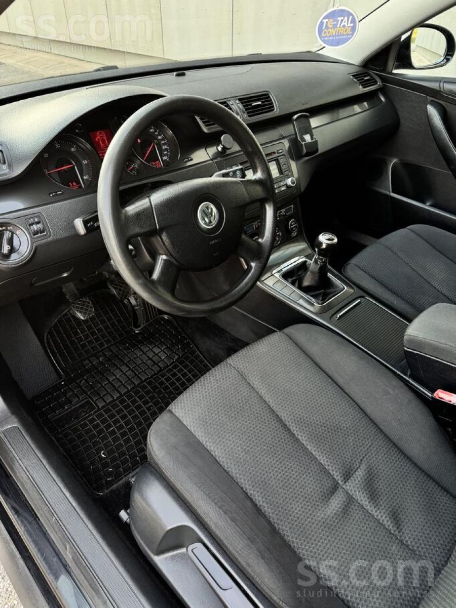 Melns Volkswagen Passat B6 2006 Rīga, ar dzinēja tilpumu 1.90 L un nobraukumu 275 tūkst. km par 1200 €, foto 14 vietnē AUTOMOTO.COM.LV