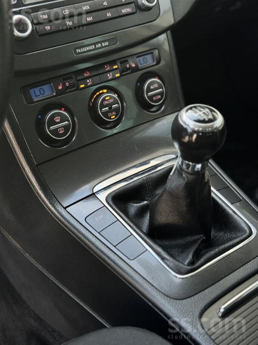 Melns Volkswagen Passat B6 2006 Rīga, ar dzinēja tilpumu 1.90 L un nobraukumu 275 tūkst. km par 1200 €, foto 15 vietnē AUTOMOTO.COM.LV