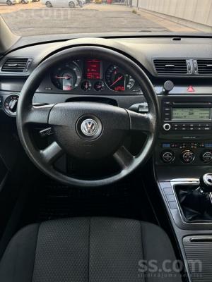 Melns Volkswagen Passat B6 2006 Rīga, ar dzinēja tilpumu 1.90 L un nobraukumu 275 tūkst. km par 1200 €, foto 17 vietnē AUTOMOTO.COM.LV