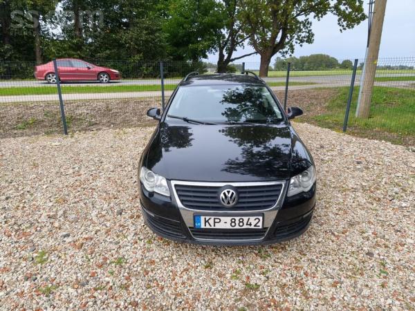 Melns Volkswagen Passat B6 2006 Cēsis, ar dzinēja tilpumu 1.90 L un nobraukumu 368 tūkst. km par 1500 €, foto 1 vietnē AUTOMOTO.COM.LV