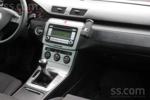 Melns Volkswagen Passat B6 2006 Tukums, ar dzinēja tilpumu 2.00 L un nobraukumu 269 tūkst. km par 1100 €, foto 14 vietnē AUTOMOTO.COM.LV