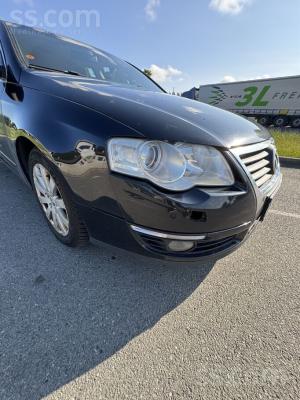 Black Volkswagen Passat B6 2007 in Riga, with an engine capacity of 2.00 L and mileage of 321 thousand km for 900 €, photo 3 on AUTOMOTO.COM.LV