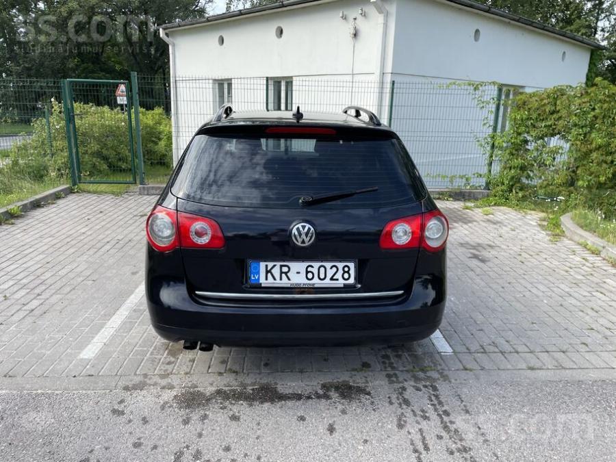 Black Volkswagen Passat B6 2007 in Riga, with an engine capacity of 2.00 L and mileage of 361 thousand km for 800 €, photo 7 on AUTOMOTO.COM.LV