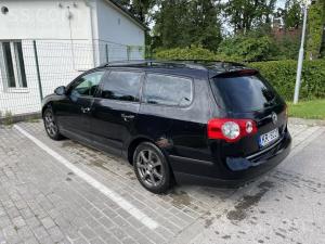 Black Volkswagen Passat B6 2007 in Riga, with an engine capacity of 2.00 L and mileage of 361 thousand km for 800 €, photo 12 on AUTOMOTO.COM.LV