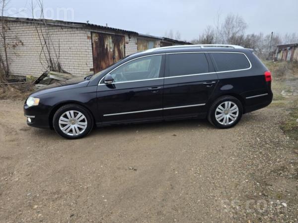 Black Volkswagen Passat B6 2007 in Daugavpils, with an engine capacity of 2.00 L and mileage of 278 thousand km for 3800 €, photo 2 on AUTOMOTO.COM.LV