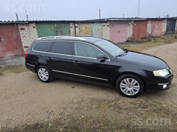 Black Volkswagen Passat B6 2007 in Daugavpils, with an engine capacity of 2.00 L and mileage of 278 thousand km for 3800 €, photo 3 on AUTOMOTO.COM.LV