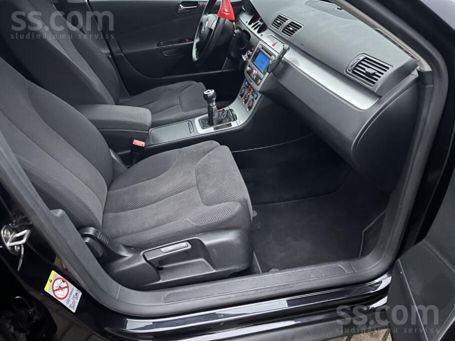 Melns Volkswagen Passat B6 2007 Rēzekne, ar dzinēja tilpumu 2.00 L un nobraukumu 314 tūkst. km par 3400 €, foto 9 vietnē AUTOMOTO.COM.LV