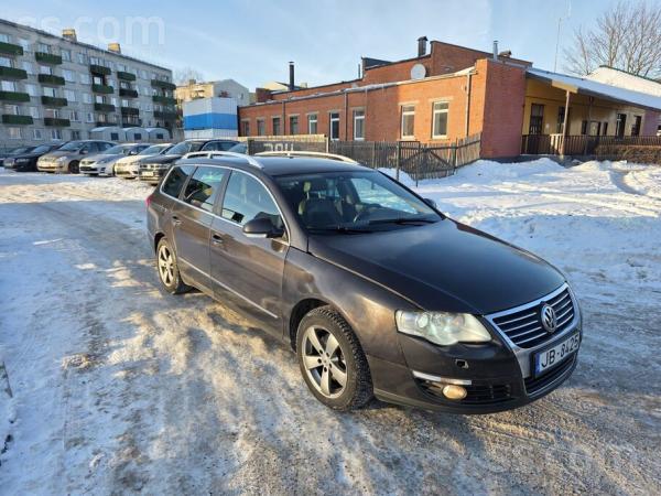 Melns Volkswagen Passat B6 2007 Ventspils, ar dzinēja tilpumu 2.00 L un nobraukumu 362 tūkst. km par 1350 €, foto 3 vietnē AUTOMOTO.COM.LV