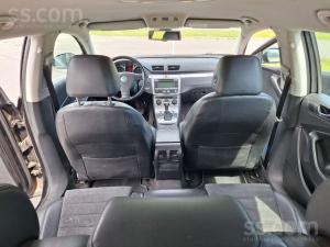 Melns Volkswagen Passat B6 2007 Rīga, ar dzinēja tilpumu 2.00 L un nobraukumu 322 tūkst. km par 2500 €, foto 8 vietnē AUTOMOTO.COM.LV