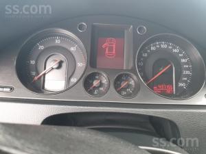 Black Volkswagen Passat B6 2007 in Ogre, with an engine capacity of 2.00 L and mileage of 437 thousand km for 1450 €, photo 6 on AUTOMOTO.COM.LV