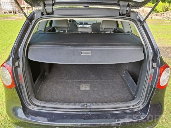 Black Volkswagen Passat B6 2007 in Riga, with an engine capacity of 2.00 L and mileage of 316 thousand km for 2200 €, photo 7 on AUTOMOTO.COM.LV