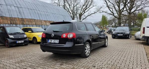 Melns Volkswagen Passat B6 2007 Valmiera, ar dzinēja tilpumu 2.00 L un nobraukumu 336 tūkst. km par 1400 €, foto 3 vietnē AUTOMOTO.COM.LV