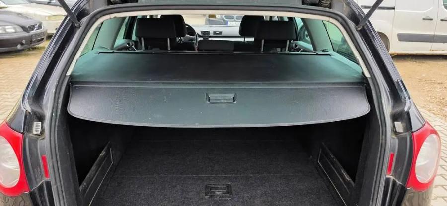 Melns Volkswagen Passat B6 2007 Valmiera, ar dzinēja tilpumu 2.00 L un nobraukumu 336 tūkst. km par 1400 €, foto 12 vietnē AUTOMOTO.COM.LV