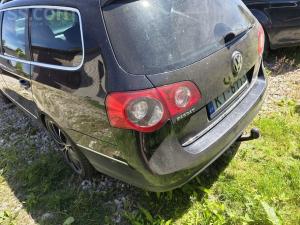 Melns Volkswagen Passat B6 2007 Jelgava, ar dzinēja tilpumu 2.00 L un nobraukumu 0 tūkst. km par 2150 €, foto 9 vietnē AUTOMOTO.COM.LV