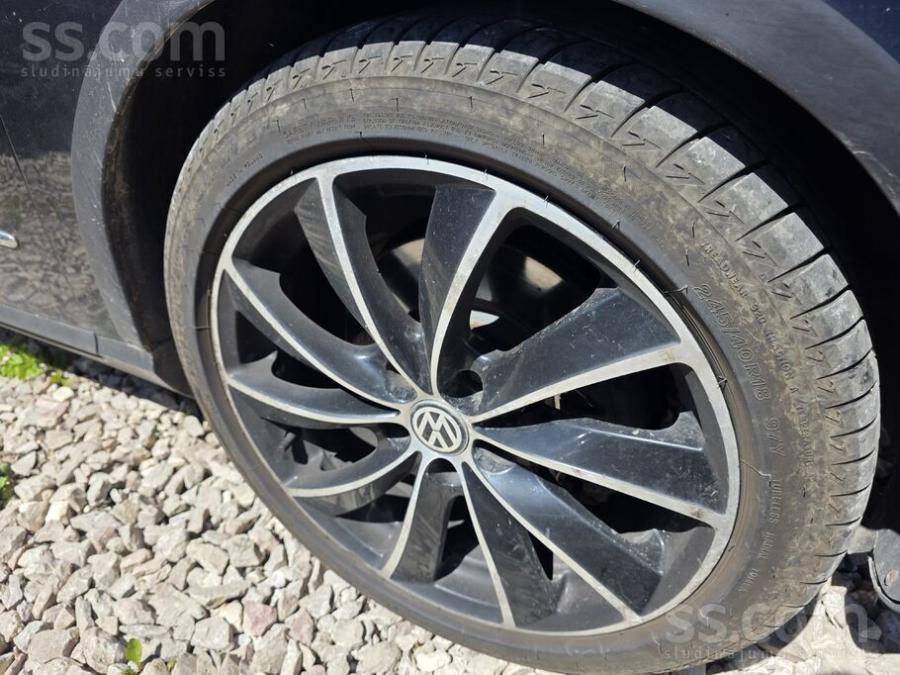 Melns Volkswagen Passat B6 2007 Jelgava, ar dzinēja tilpumu 2.00 L un nobraukumu 0 tūkst. km par 2150 €, foto 13 vietnē AUTOMOTO.COM.LV