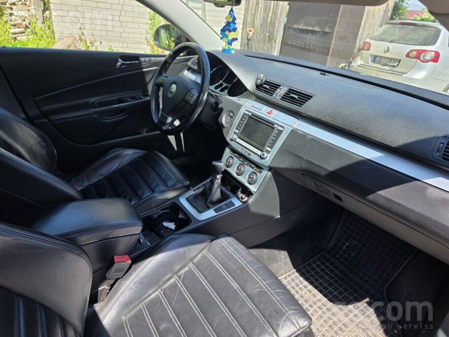Melns Volkswagen Passat B6 2007 Jelgava, ar dzinēja tilpumu 2.00 L un nobraukumu 0 tūkst. km par 2150 €, foto 16 vietnē AUTOMOTO.COM.LV