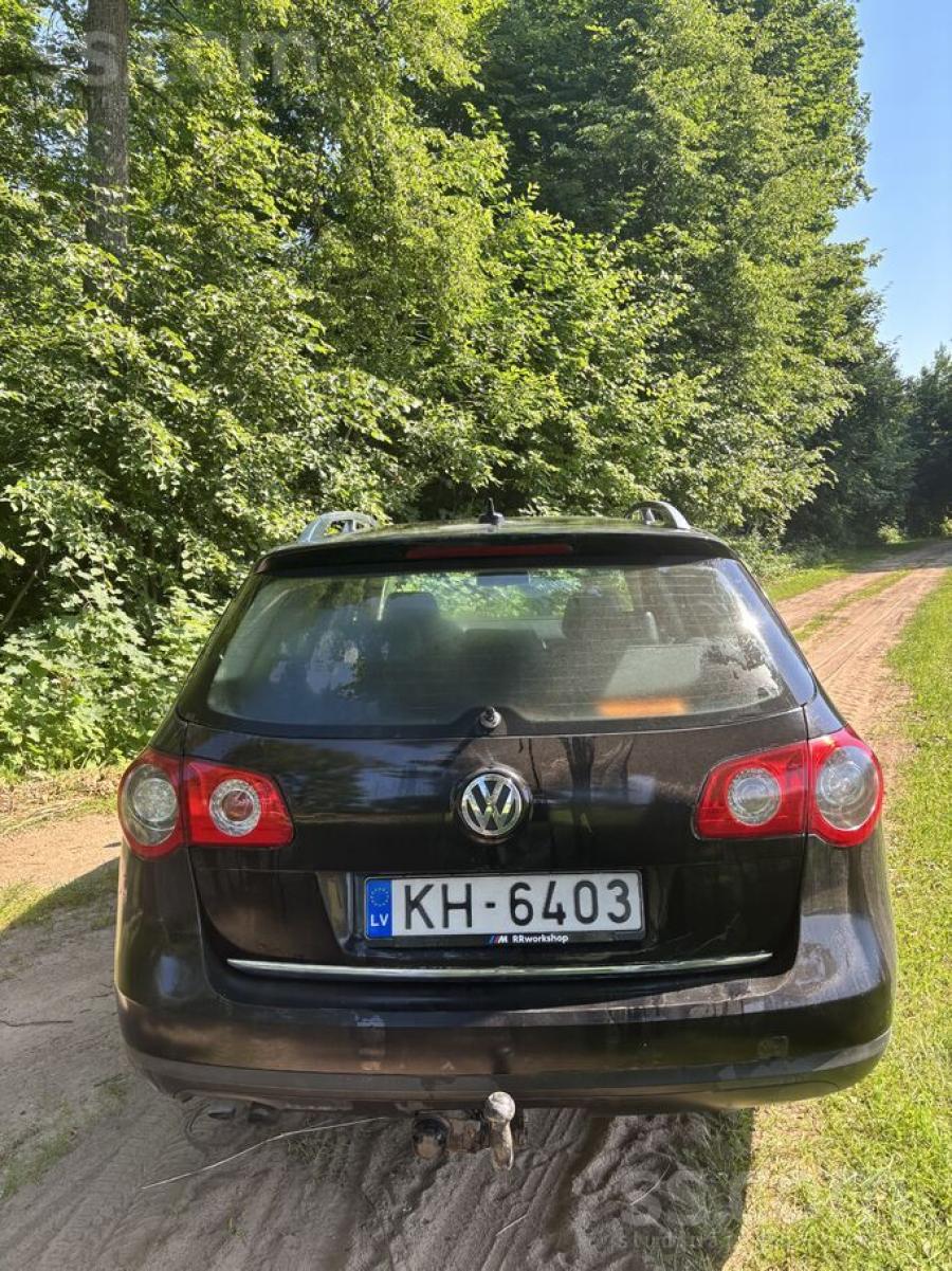Melns Volkswagen Passat B6 2007 Rīga, ar dzinēja tilpumu 1.90 L un nobraukumu 380 tūkst. km par 1750 €, foto 6 vietnē AUTOMOTO.COM.LV