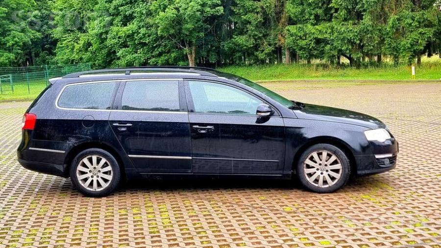 Black Volkswagen Passat B6 2007 in Cesis, with an engine capacity of 2.00 L and mileage of 349 thousand km for 1300 €, photo 5 on AUTOMOTO.COM.LV