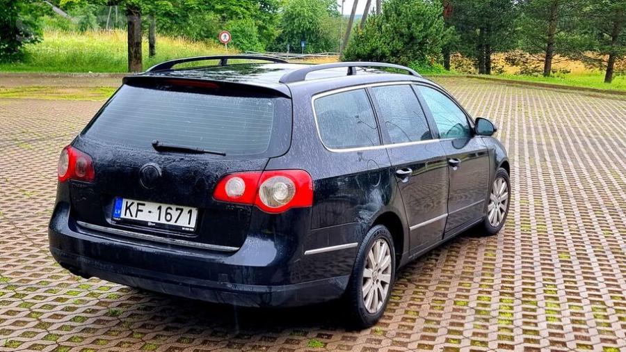 Black Volkswagen Passat B6 2007 in Cesis, with an engine capacity of 2.00 L and mileage of 349 thousand km for 1300 €, photo 6 on AUTOMOTO.COM.LV