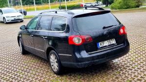 Black Volkswagen Passat B6 2007 in Cesis, with an engine capacity of 2.00 L and mileage of 349 thousand km for 1300 €, photo 8 on AUTOMOTO.COM.LV