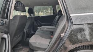 Black Volkswagen Passat B6 2007 in Cesis, with an engine capacity of 2.00 L and mileage of 349 thousand km for 1300 €, photo 10 on AUTOMOTO.COM.LV