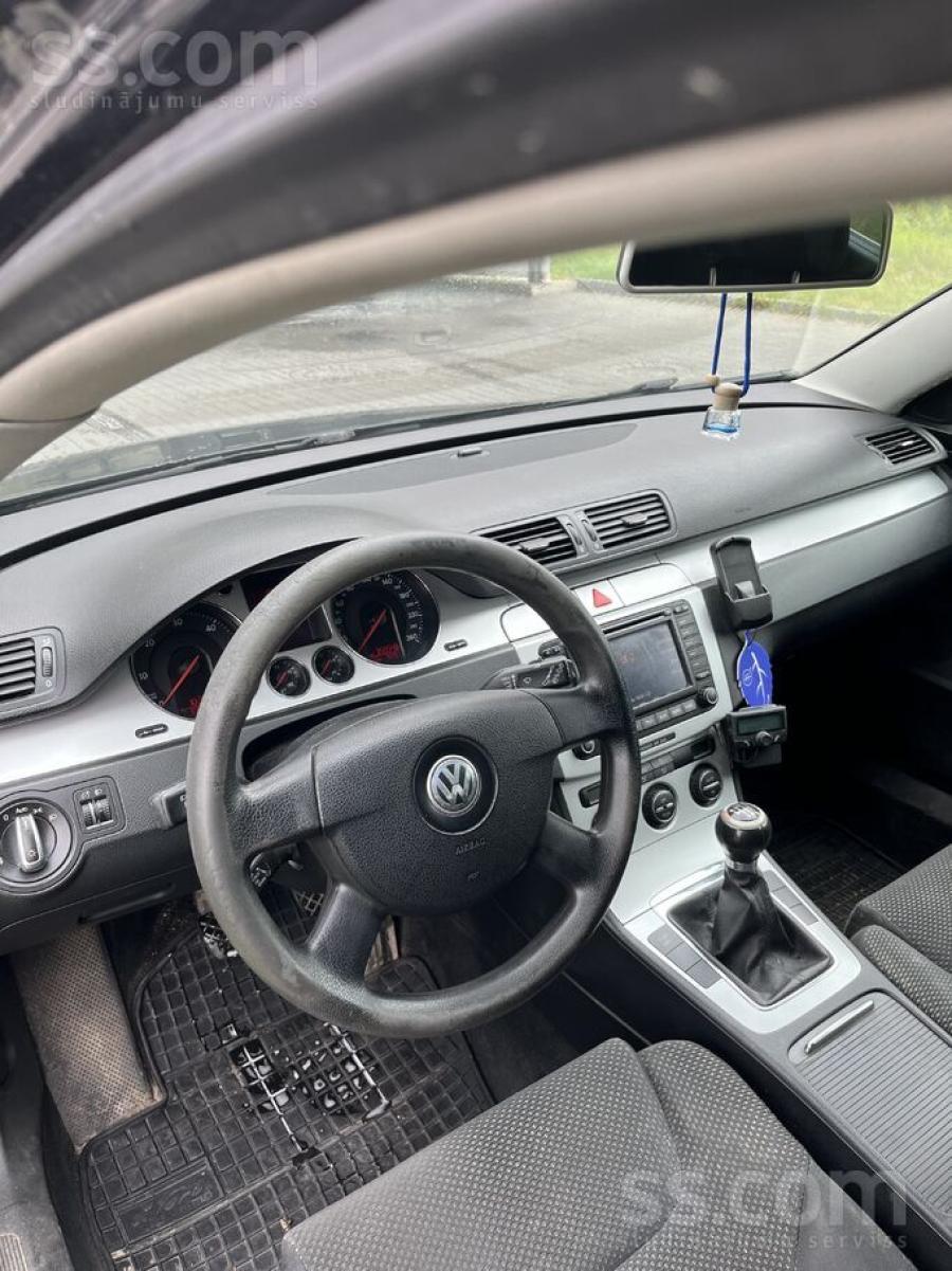Melns Volkswagen Passat B6 2007 Rīga, ar dzinēja tilpumu 2.00 L un nobraukumu 335 tūkst. km par 1200 €, foto 6 vietnē AUTOMOTO.COM.LV
