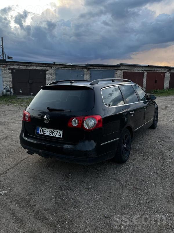 Black Volkswagen Passat B6 2007 in Daugavpils, with an engine capacity of 2.00 L and mileage of 371 thousand km for 1750 €, photo 4 on AUTOMOTO.COM.LV