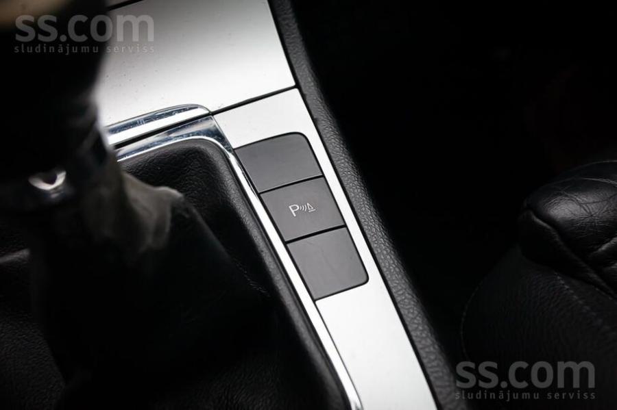 Melns Volkswagen Passat B6 2007 Tukums, ar dzinēja tilpumu 2.00 L un nobraukumu 291 tūkst. km par 1690 €, foto 22 vietnē AUTOMOTO.COM.LV