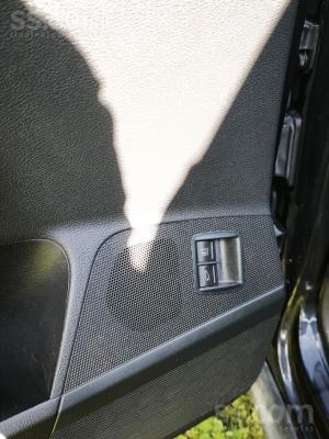 Melns Volkswagen Passat B6 2007 Tukums, ar dzinēja tilpumu 2.00 L un nobraukumu 287 tūkst. km par 790 €, foto 9 vietnē AUTOMOTO.COM.LV
