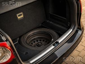 Melns Volkswagen Passat B6 2007 Daugavpils, ar dzinēja tilpumu 2.00 L un nobraukumu 283 tūkst. km par 2500 €, foto 7 vietnē AUTOMOTO.COM.LV