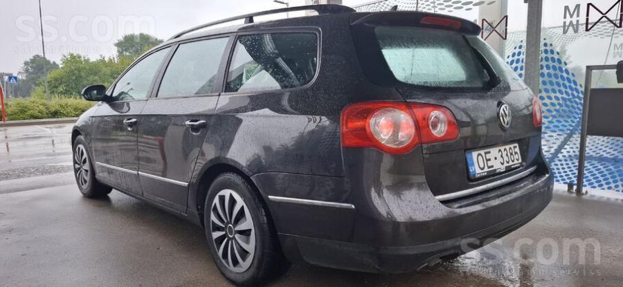 Black Volkswagen Passat B6 2007 in Daugavpils, with an engine capacity of 1.90 L and mileage of 390 thousand km for 1490 €, photo 7 on AUTOMOTO.COM.LV