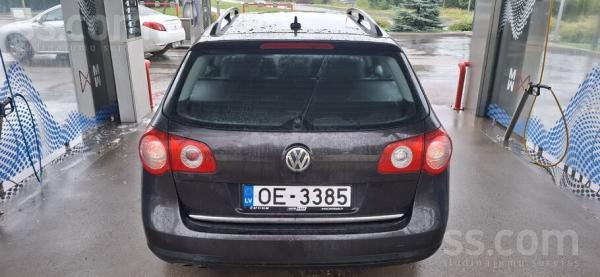 Black Volkswagen Passat B6 2007 in Daugavpils, with an engine capacity of 1.90 L and mileage of 390 thousand km for 1490 €, photo 7 on AUTOMOTO.COM.LV
