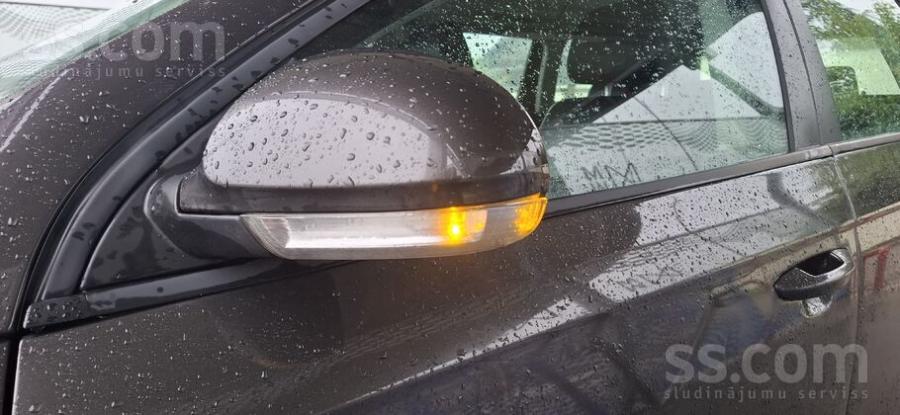 Black Volkswagen Passat B6 2007 in Daugavpils, with an engine capacity of 1.90 L and mileage of 390 thousand km for 1490 €, photo 10 on AUTOMOTO.COM.LV