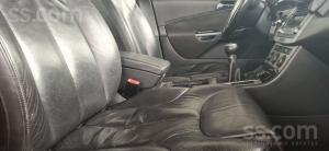 Black Volkswagen Passat B6 2007 in Daugavpils, with an engine capacity of 1.90 L and mileage of 390 thousand km for 1490 €, photo 17 on AUTOMOTO.COM.LV