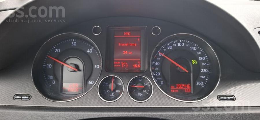 Black Volkswagen Passat B6 2007 in Daugavpils, with an engine capacity of 1.90 L and mileage of 390 thousand km for 1490 €, photo 21 on AUTOMOTO.COM.LV