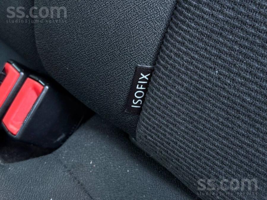 Melns Volkswagen Passat B6 2007 Rīga, ar dzinēja tilpumu 2.00 L un nobraukumu 392 tūkst. km par 1280 €, foto 10 vietnē AUTOMOTO.COM.LV