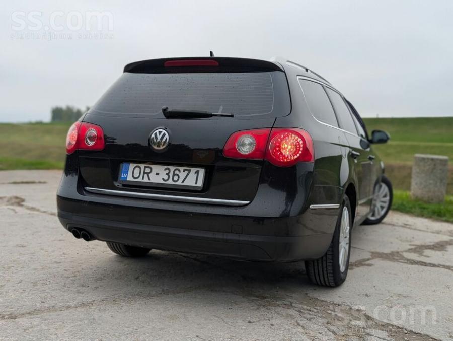 Black Volkswagen Passat B6 2007 in Riga, with an engine capacity of 2.00 L and mileage of 270 thousand km for 3290 €, photo 5 on AUTOMOTO.COM.LV